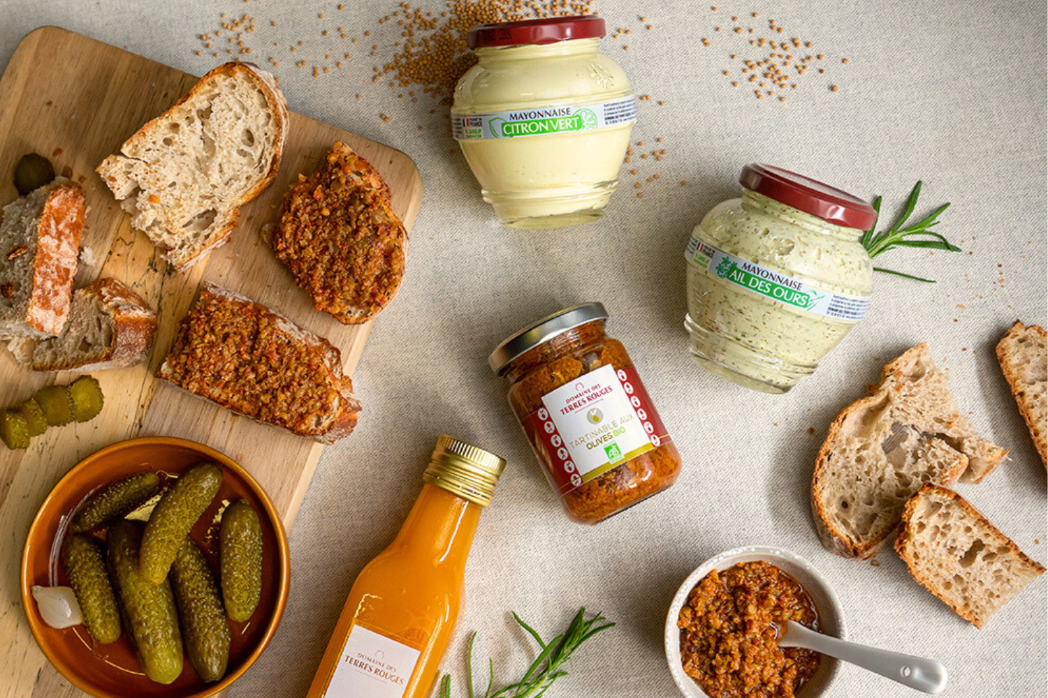 Domaine des Terres Rouges, les condiments d’exception - Le monde de l ...