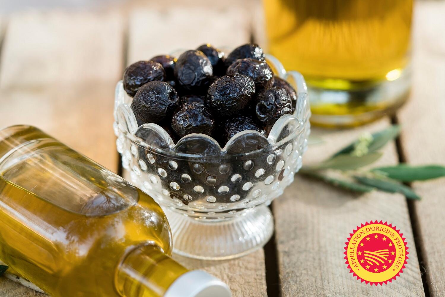 Huile d’olive et Olives noires de Nyons : Unique au Monde ! - Le monde ...